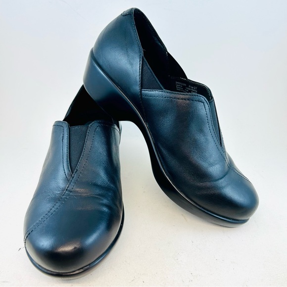 Dansko | Shoes | Dansko Black Nappa Leather Arden Goring Slip On Clog ...